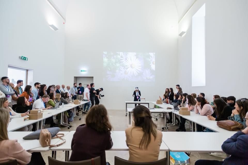 EUROLAB on LinkedIn: #labsummit #eurolab #digitalisation #sustainability EUROLAB on LinkedIn: #labsummit #eurolab #digitalisation #sustainability