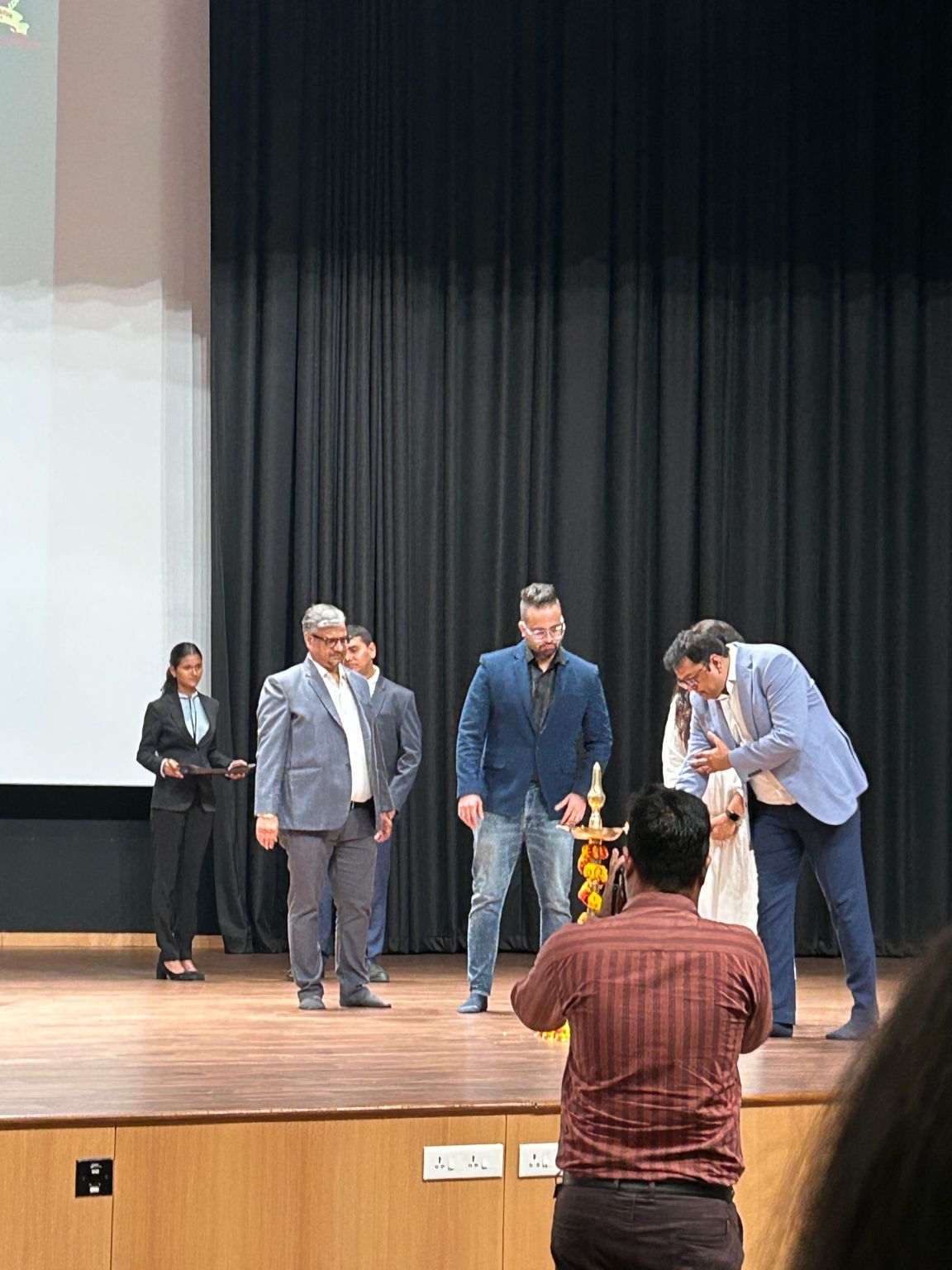 Kartik Jaiswal on LinkedIn: #sibm #symbiosis #management #induction Kartik Jaiswal on LinkedIn: #sibm #symbiosis #management #induction