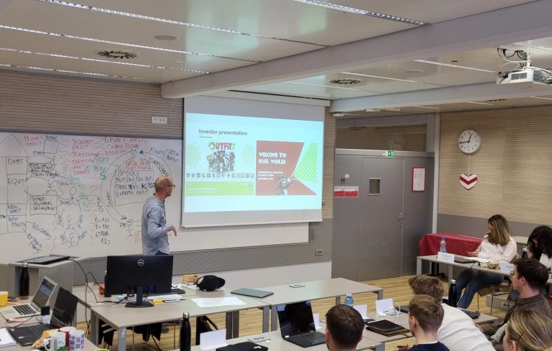 Aljoša Valentinčič on LinkedIn: Peter Dolenc, formerly of Outfit7 ... Aljoša Valentinčič on LinkedIn: Peter Dolenc, formerly of Outfit7 ...