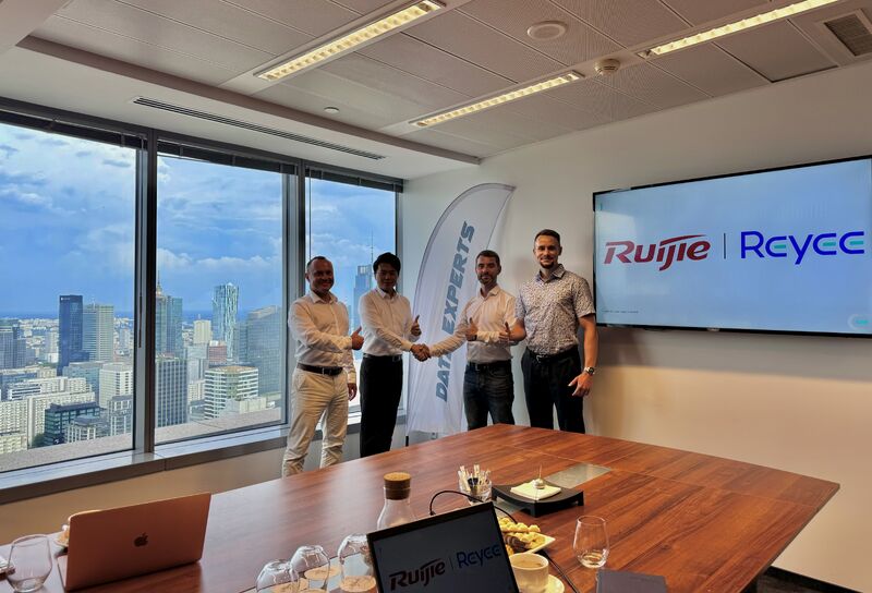 Ruijie Reyee Polska na LinkedIn: #ruijiereyee #reyee #ruijiereyeedmsp # ... Ruijie Reyee Polska na LinkedIn: #ruijiereyee #reyee #ruijiereyeedmsp # ...