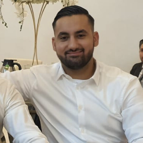 Mustafa Sadeq - Adviseur - KPN | LinkedIn Mustafa Sadeq - Adviseur - KPN | LinkedIn