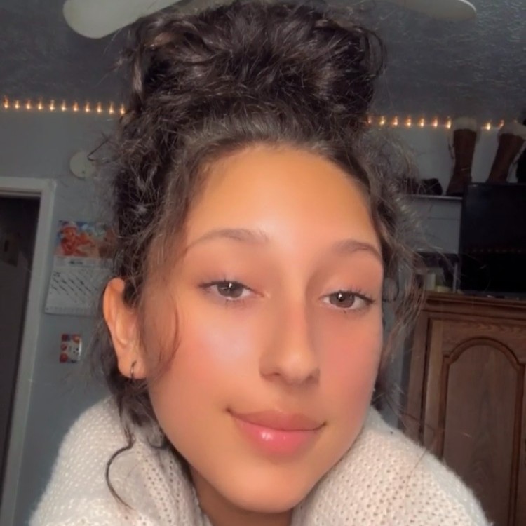 Elaina Navarro - Human Resources Assistant - Sun & Ski Sports | LinkedIn Elaina Navarro - Human Resources Assistant - Sun & Ski Sports | LinkedIn