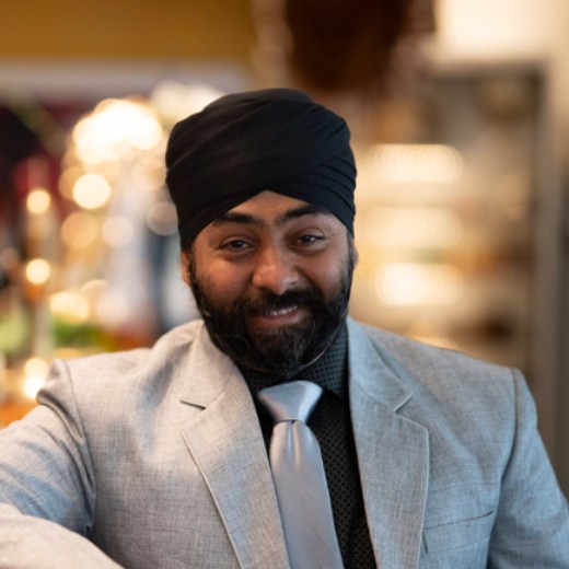 Inderpal Singh – Founder & CEO – Crown Immobilien GmbH | LinkedIn Inderpal Singh – Founder & CEO – Crown Immobilien GmbH | LinkedIn