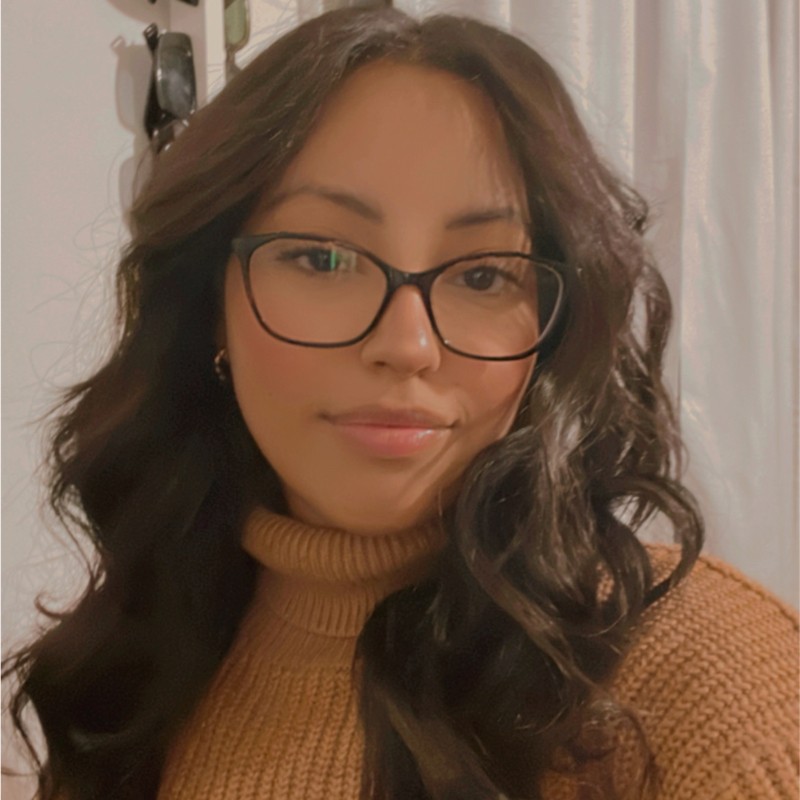 Stephanie Canales - Sale associate - Pandora | LinkedIn Stephanie Canales - Sale associate - Pandora | LinkedIn