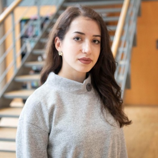 Raluca Elena Amariutei - Marketing and Operations Intern - Edumundo ... Raluca Elena Amariutei - Marketing and Operations Intern - Edumundo ...