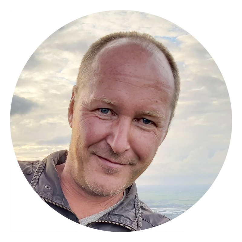 Emiel van Dijk - Grafisch ontwerper - Holland & Barrett | LinkedIn Emiel van Dijk - Grafisch ontwerper - Holland & Barrett | LinkedIn