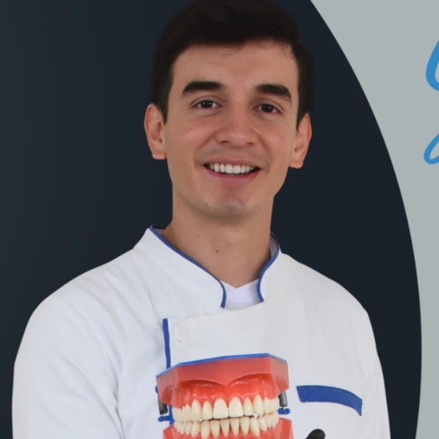Raul Gamarra Salvatierra - Dentista - Clínica Dental Gamarra | LinkedIn Raul Gamarra Salvatierra - Dentista - Clínica Dental Gamarra | LinkedIn