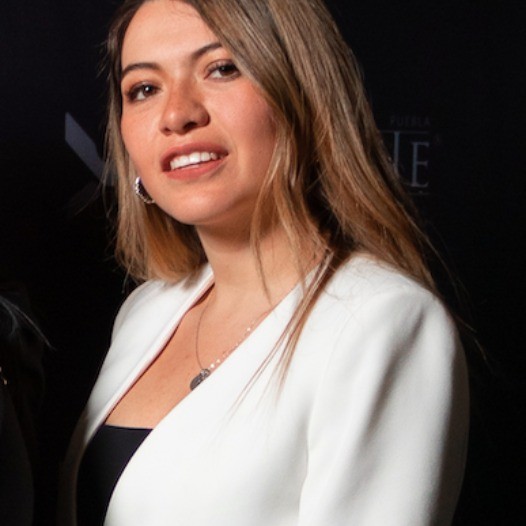 Ana Paula Quiroz Morgado - Relaciones públicas - RPÚBLICA Powerful ... Ana Paula Quiroz Morgado - Relaciones públicas - RPÚBLICA Powerful ...
