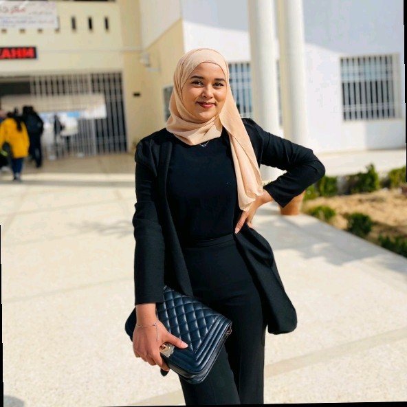 khaoula hammami - institut supérieur des études appliquée en humanité ... khaoula hammami - institut supérieur des études appliquée en humanité ...
