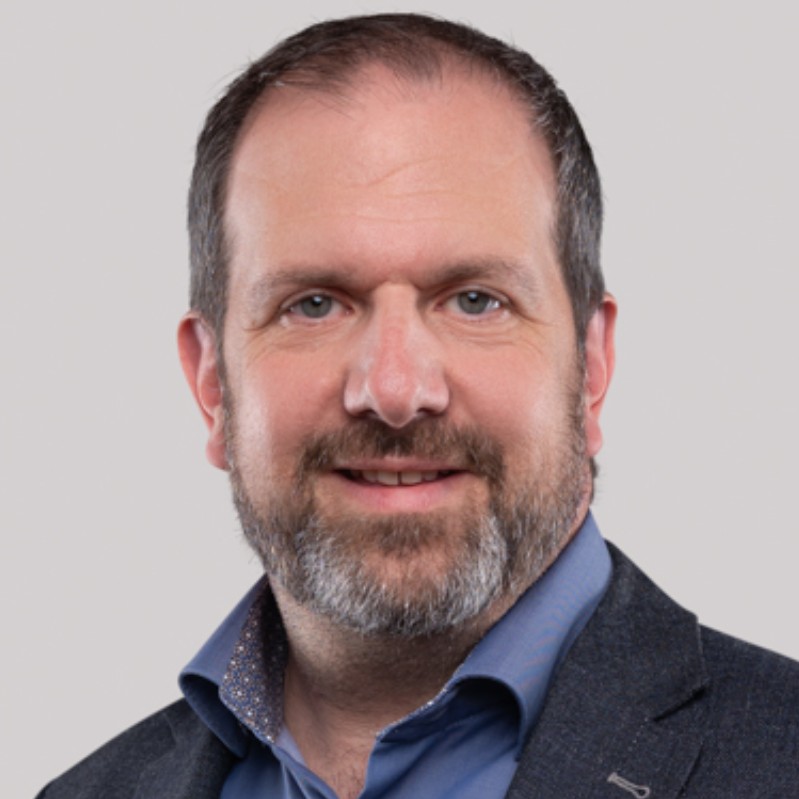 David Kummer – Firmenkundenberater – Raiffeisenbank Belalp-Simplon ... David Kummer – Firmenkundenberater – Raiffeisenbank Belalp-Simplon ...