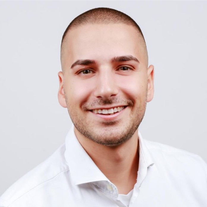 Alexander Petrov | LinkedIn Alexander Petrov | LinkedIn