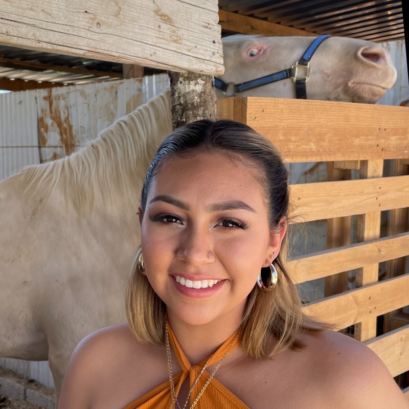 Evelyn Ricardo Santos - Veterinary Assistant - B STREET VETERINARY ... Evelyn Ricardo Santos - Veterinary Assistant - B STREET VETERINARY ...