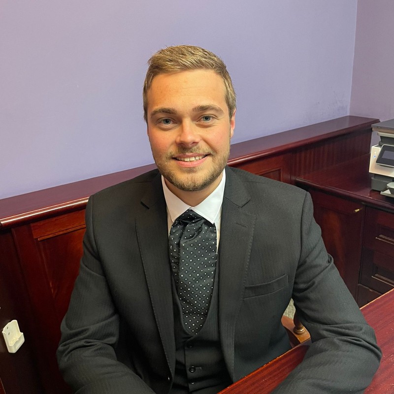 Callum Bradshaw - Funeral Director - J. PIDGEON & SON LIMITED | LinkedIn Callum Bradshaw - Funeral Director - J. PIDGEON & SON LIMITED | LinkedIn