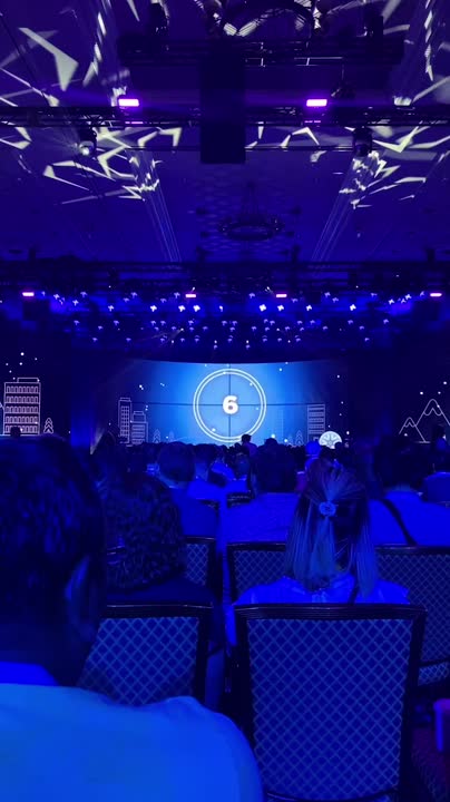 Elizabeth Rosso on LinkedIn: #snowflakesummit #snowflakedatasuperhero # ... Elizabeth Rosso on LinkedIn: #snowflakesummit #snowflakedatasuperhero # ...