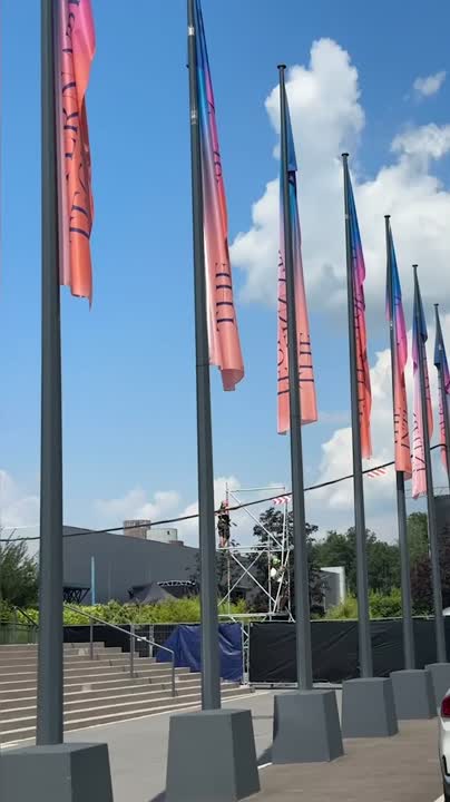 Aline Neves on LinkedIn: My first event at Luxinnovation GIE done ️ ... Aline Neves on LinkedIn: My first event at Luxinnovation GIE done ️ ...