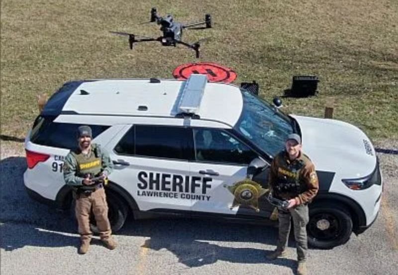 DroneXL.co on LinkedIn: Lawrence County Sheriff’s Office Unveils Drone ... DroneXL.co on LinkedIn: Lawrence County Sheriff’s Office Unveils Drone ...