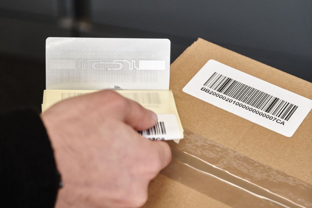 ByBox on LinkedIn: Berkshire’s ByBox rolls out world-first battery ... ByBox on LinkedIn: Berkshire’s ByBox rolls out world-first battery ...