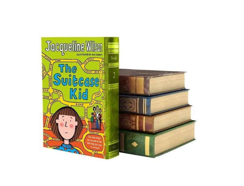 HWRK Magazine on LinkedIn: The Suitcase Kid: Book Review - HWRK Magazine HWRK Magazine on LinkedIn: The Suitcase Kid: Book Review - HWRK Magazine