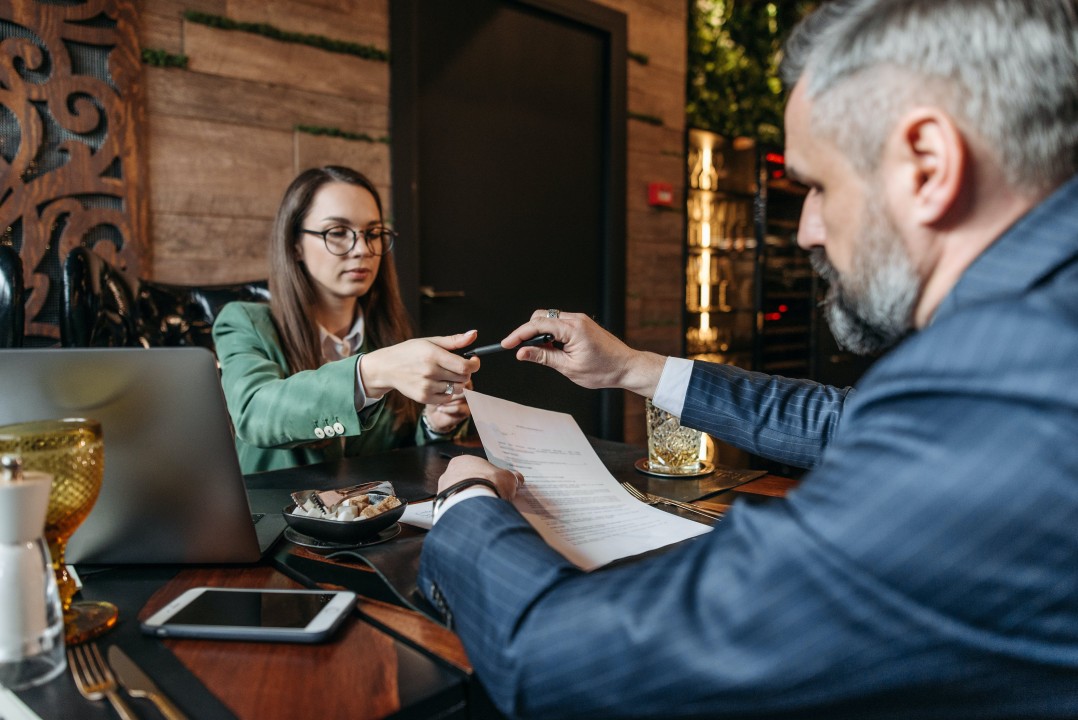 Navigating the Twenties: Should We Normalise Job Hopping and Career ... Navigating the Twenties: Should We Normalise Job Hopping and Career ...