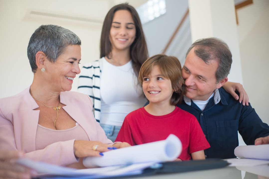 THE ESSENTIAL FIRST-TIME HOMEBUYER TIPS FOR SUCCESS THE ESSENTIAL FIRST-TIME HOMEBUYER TIPS FOR SUCCESS