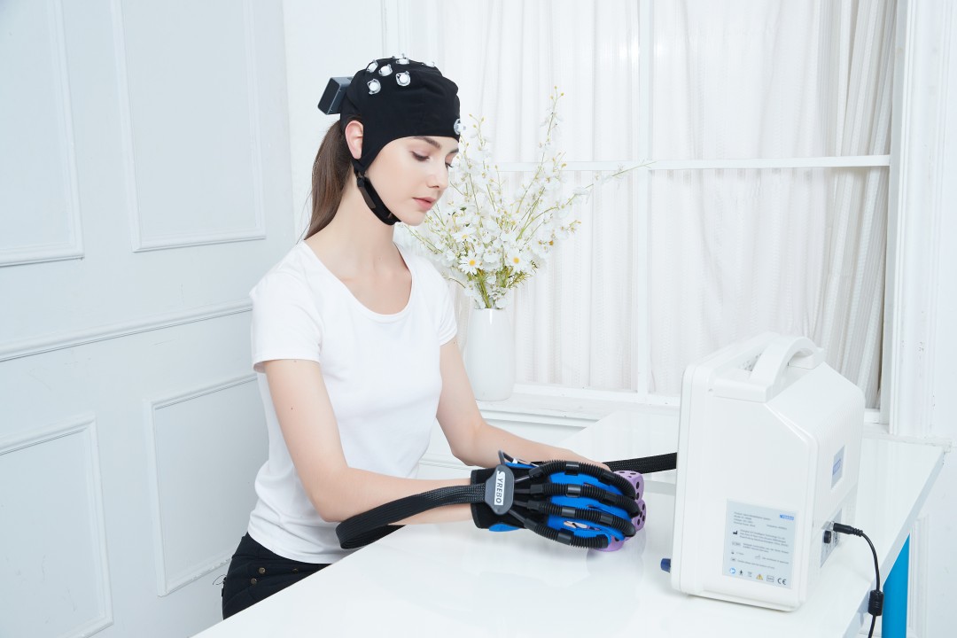 Literature sharing: Brain-computer Interface-Based Soft Robotic Glove ... Literature sharing: Brain-computer Interface-Based Soft Robotic Glove ...