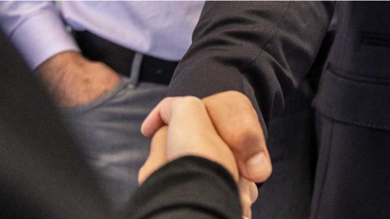 WHY BUY ENGINEERING SIMULATION SOFTWARE FROM A RESELLER? WHY BUY ENGINEERING SIMULATION SOFTWARE FROM A RESELLER?