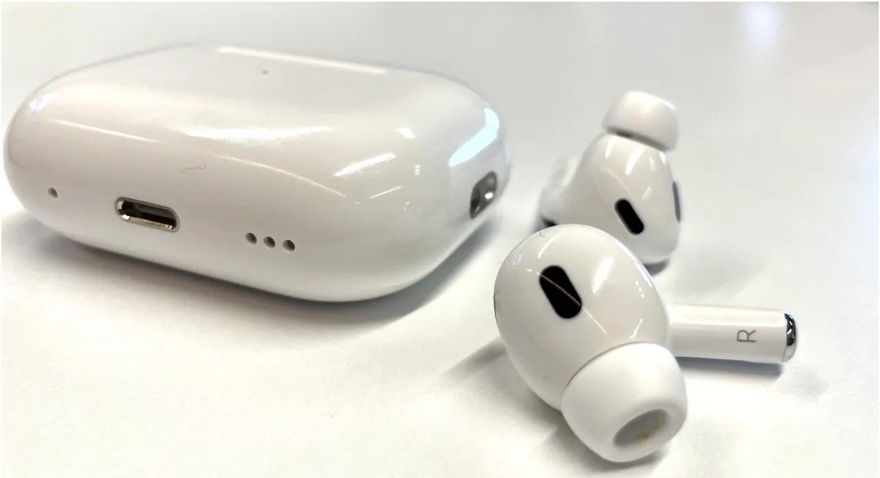 Apple AirPods Pro 2nd Generation Review Apple AirPods Pro 2nd Generation Review
