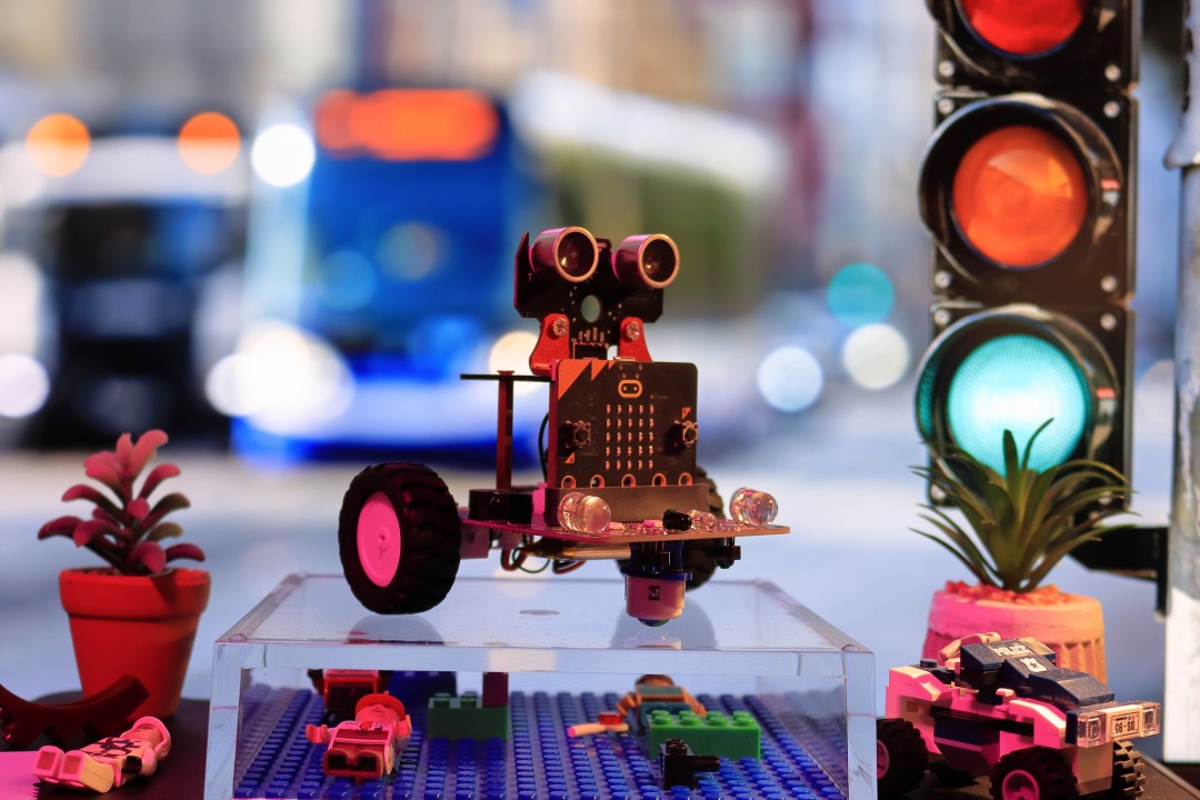 🤖🌐 Die Zukunft des Lernens: Wie KI und VR das Bildungserlebnis ... 🤖🌐 Die Zukunft des Lernens: Wie KI und VR das Bildungserlebnis ...