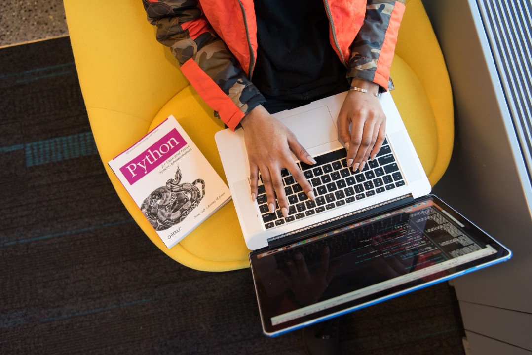 Discovering the Unique Qualities of Python: A Comparison with JavaScript Discovering the Unique Qualities of Python: A Comparison with JavaScript