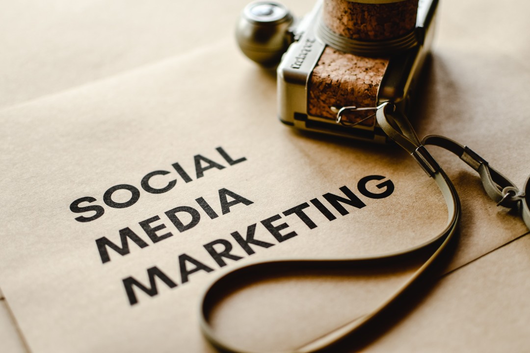 Transitioning from HR to Marketing: Lessons Learned Transitioning from HR to Marketing: Lessons Learned