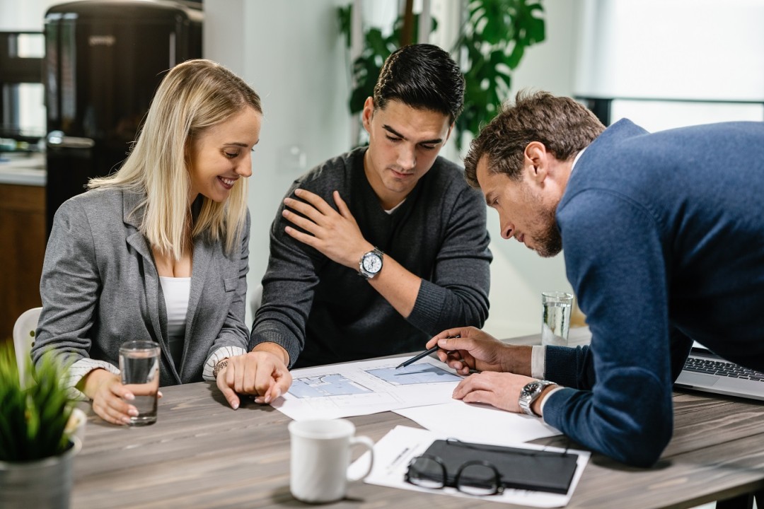 Becoming a Real Estate Agent in Maryland: The 10 Essential Steps Becoming a Real Estate Agent in Maryland: The 10 Essential Steps