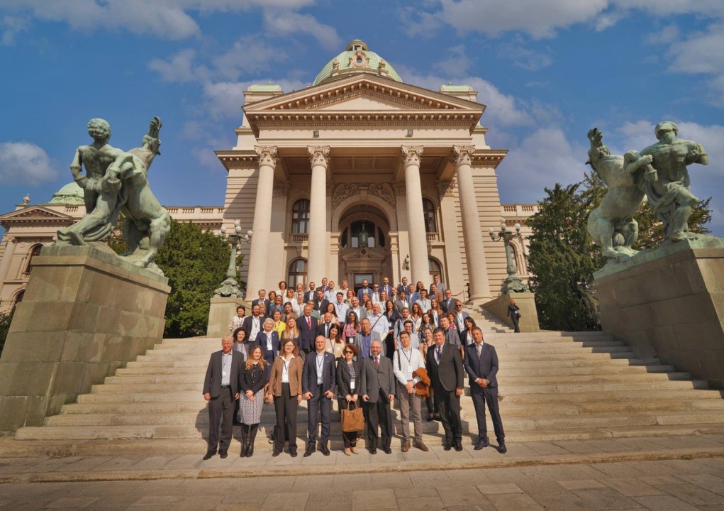 Day 1 of the Joint Workshop on Integrating Statistical and Geospatial Data Day 1 of the Joint Workshop on Integrating Statistical and Geospatial Data