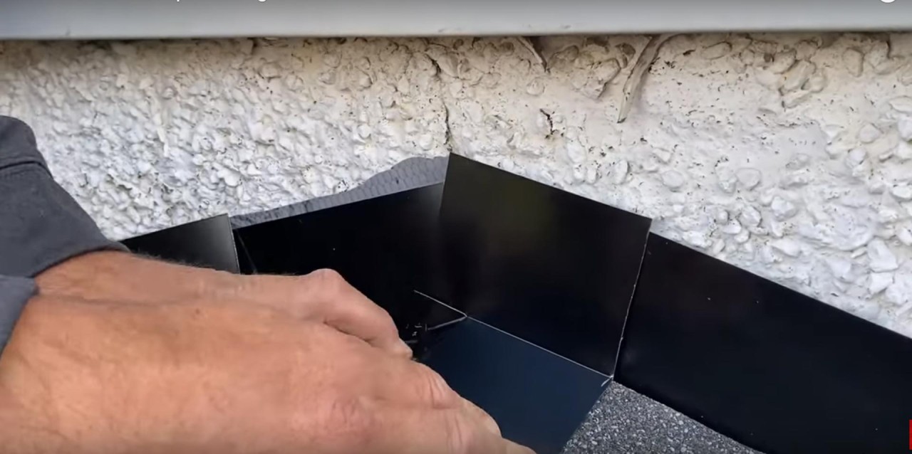 Difference Between Counter Flashing and Step Flashing Difference Between Counter Flashing and Step Flashing