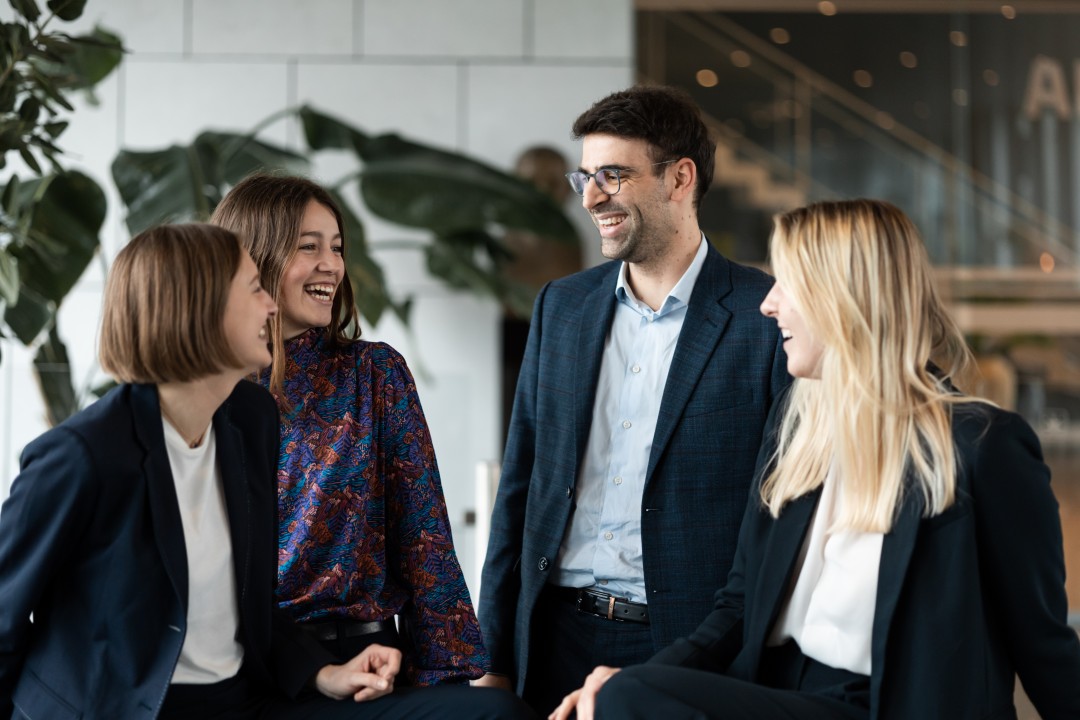 Removing the blinders of unconscious bias in recruitment Removing the blinders of unconscious bias in recruitment