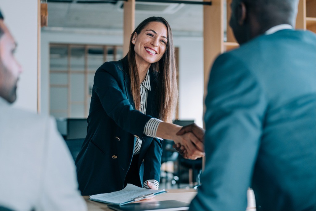 The Ultimate Guide to Establishing Great Customer Relationships The Ultimate Guide to Establishing Great Customer Relationships