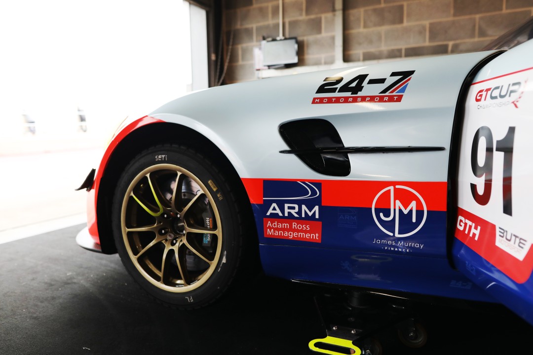 Rev Up Your Motor Racing Team Rev Up Your Motor Racing Team