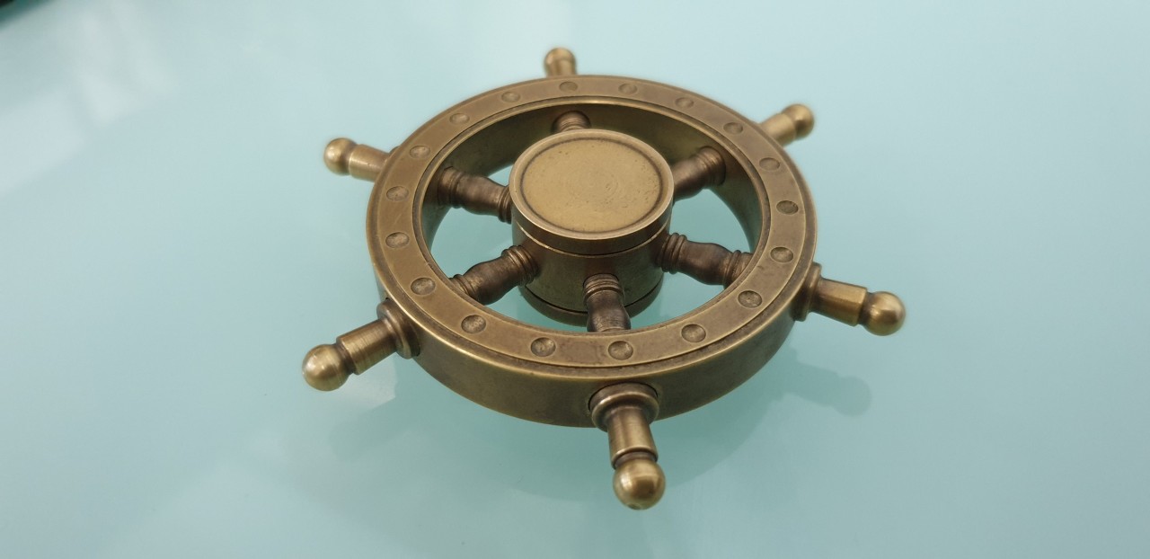 Extending Kubernetes: Crafting CustomResourceDefinitions and Controllers Extending Kubernetes: Crafting CustomResourceDefinitions and Controllers