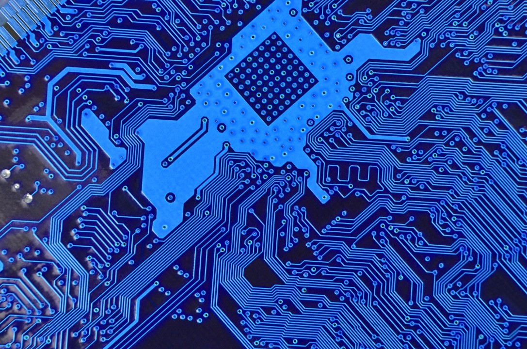 Navigating Supplier Risks in a Digital World Navigating Supplier Risks in a Digital World