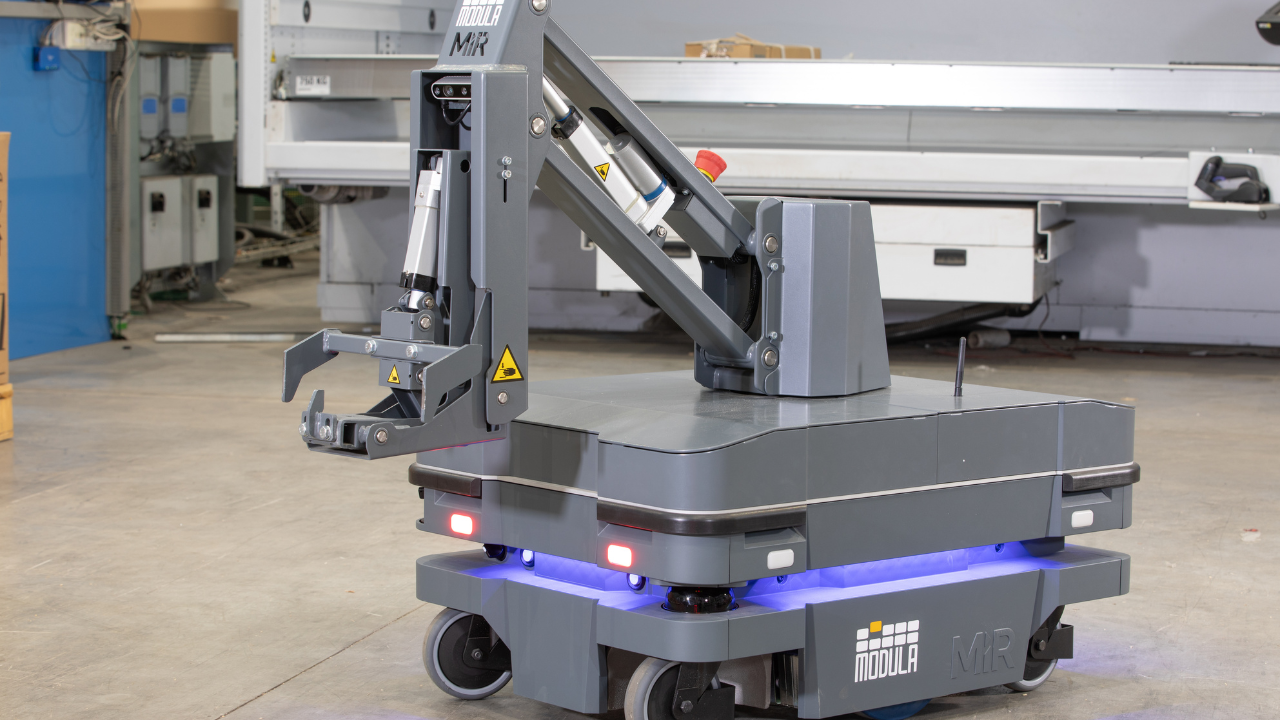 Autonomous Mobile Robots 101: How They Work, Types & Benefits For Your ... Autonomous Mobile Robots 101: How They Work, Types & Benefits For Your ...