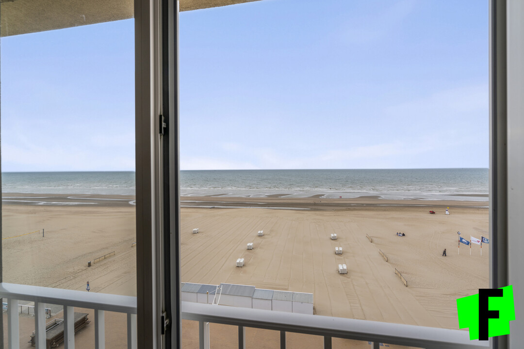 Koksijde - NIEUW TE KOOP - Appartement met 3 slaapkamers op de ZEEDIJK Koksijde - NIEUW TE KOOP - Appartement met 3 slaapkamers op de ZEEDIJK