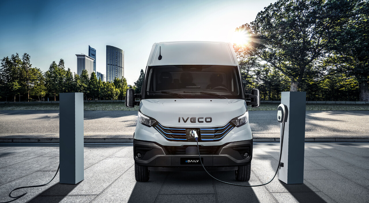IVECO supports customers on the road of electro-mobility with its IVECO ... IVECO supports customers on the road of electro-mobility with its IVECO ...