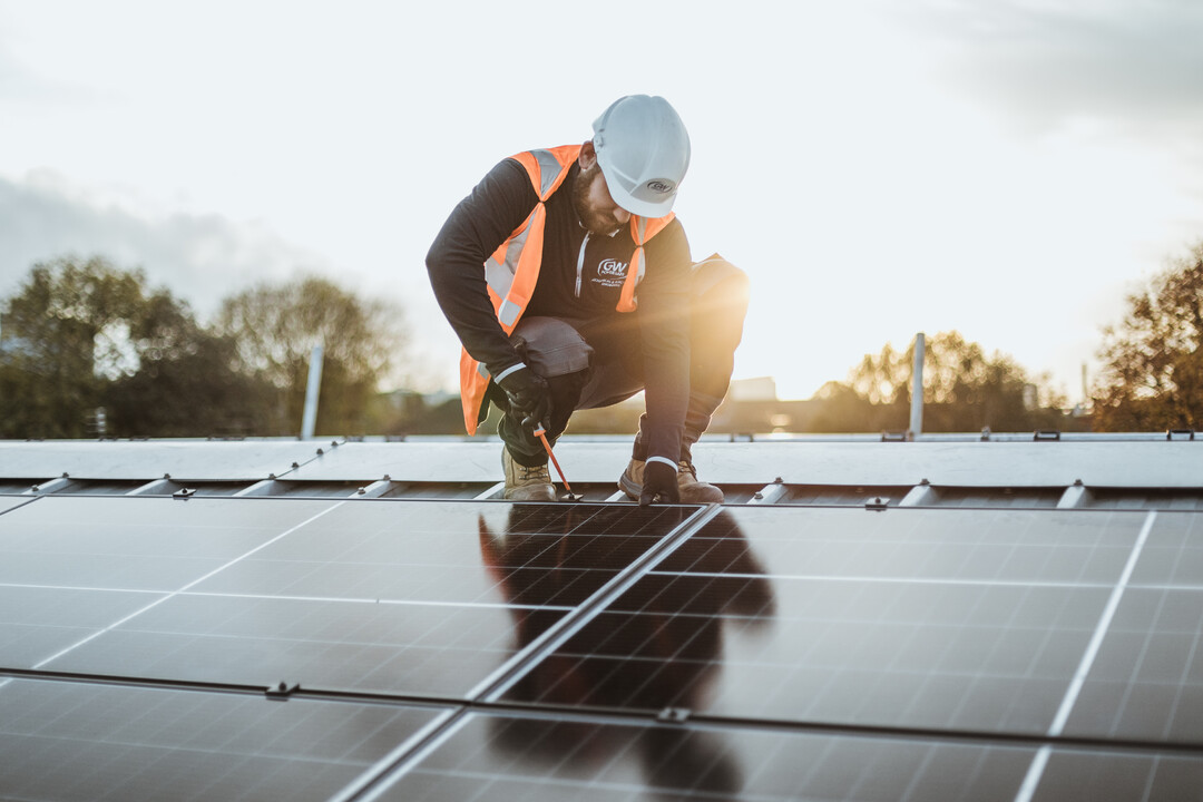 Unlocking Net Zero: Complete Building Decarbonisation Unlocking Net Zero: Complete Building Decarbonisation