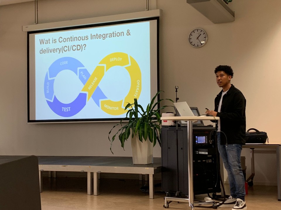 Introduction to Continuous Integration & Delivery Introduction to Continuous Integration & Delivery