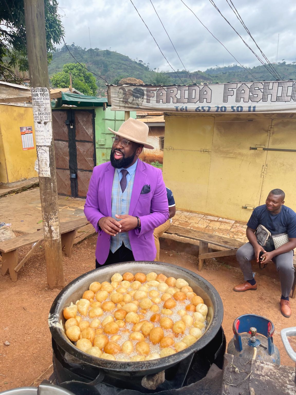 Tonton Freddy sur LinkedIn : Tonton Freddy est bien arrivée au Cameroun ... Tonton Freddy sur LinkedIn : Tonton Freddy est bien arrivée au Cameroun ...