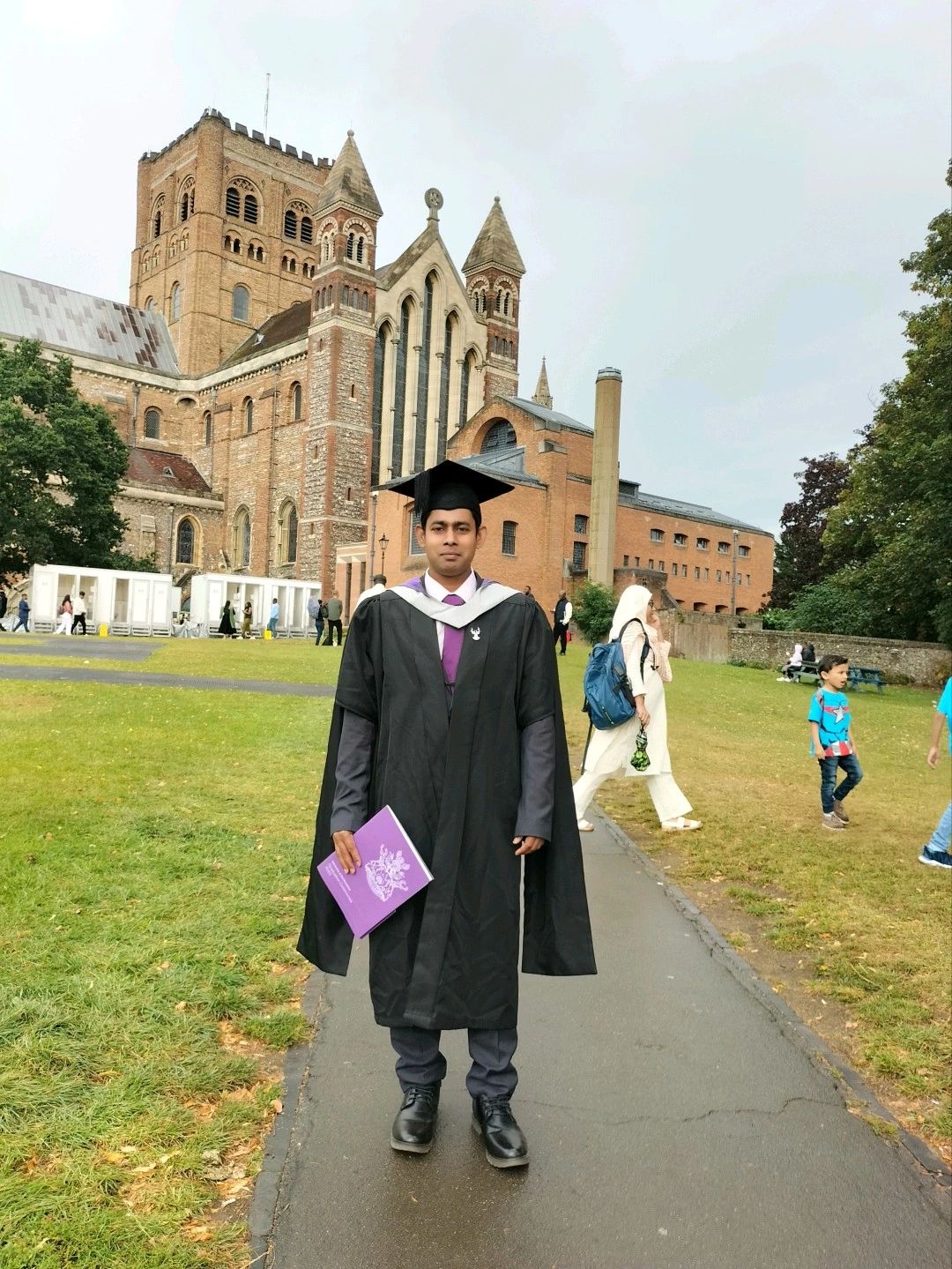 Askar Ahammod Shofi on LinkedIn: 🎓 Officially Graduated 🎓 Alhamdulillah ... Askar Ahammod Shofi on LinkedIn: 🎓 Officially Graduated 🎓 Alhamdulillah ...