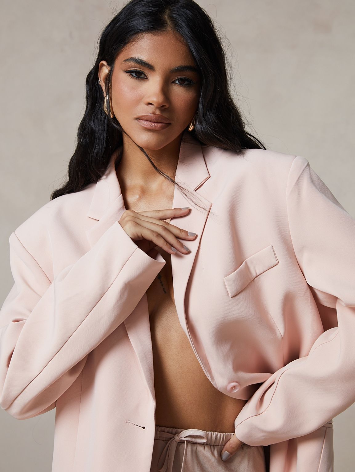Molly Megan Glenn on LinkedIn: New 📸 for Missguided Styling Lindsay Pym ... Molly Megan Glenn on LinkedIn: New 📸 for Missguided Styling Lindsay Pym ...