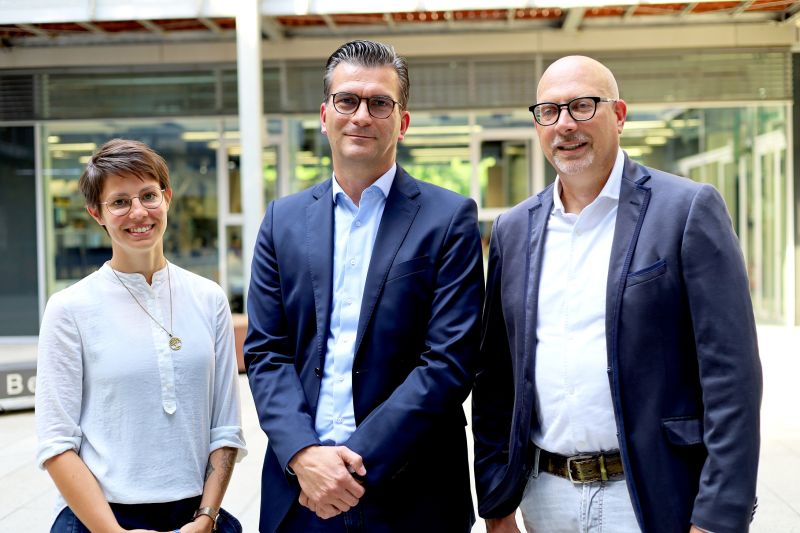 DWI - Leibniz Institute for Interactive Materials on LinkedIn ... DWI - Leibniz Institute for Interactive Materials on LinkedIn ...
