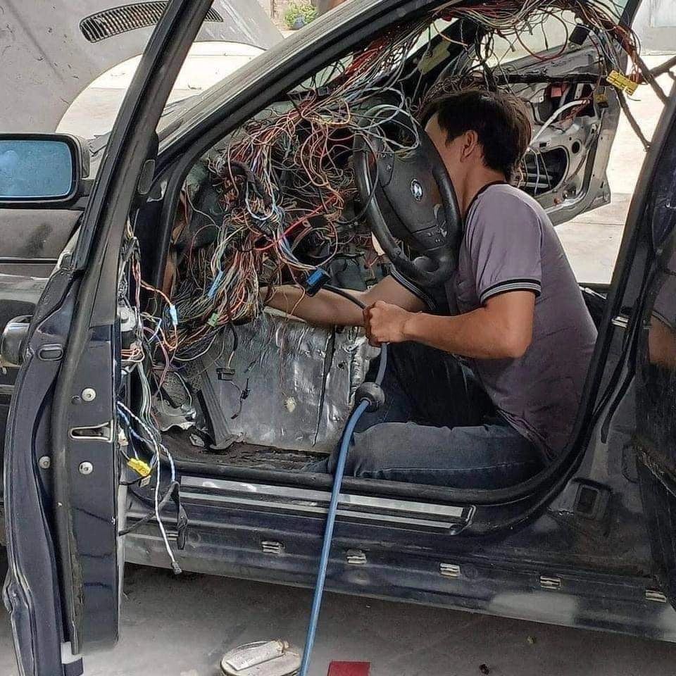 Turkmen Technic on LinkedIn: When you realise your YouTube tutorial isn ... Turkmen Technic on LinkedIn: When you realise your YouTube tutorial isn ...
