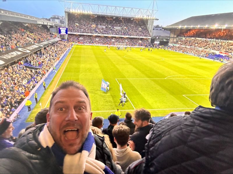 Olly Magnus on LinkedIn: OMG !!!!!! 💙🤍 | 40 comments Olly Magnus on LinkedIn: OMG !!!!!! 💙🤍 | 40 comments