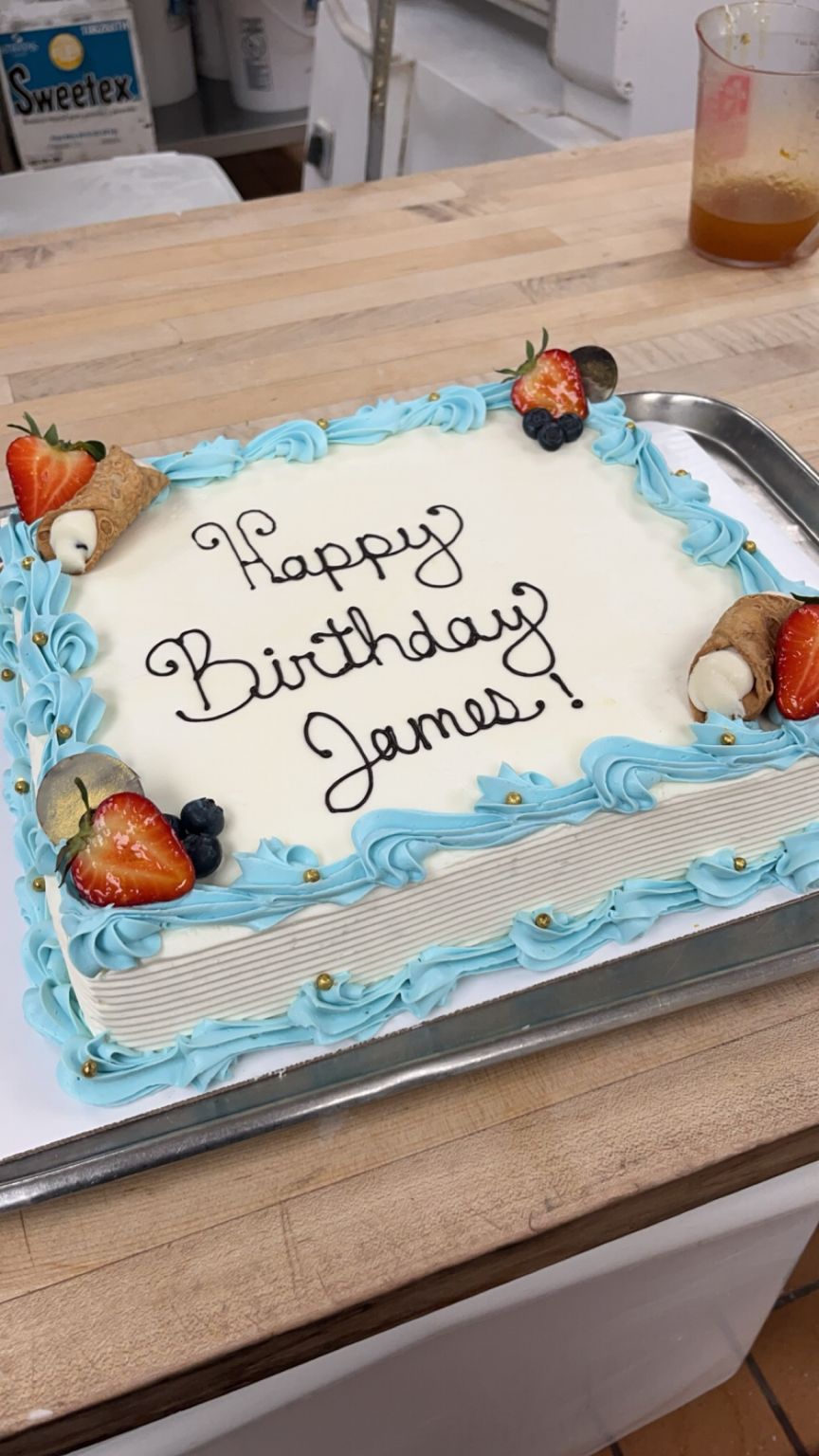 Danielle Thomas on LinkedIn: I haven’t made a cake in forever, gotta ... Danielle Thomas on LinkedIn: I haven’t made a cake in forever, gotta ...